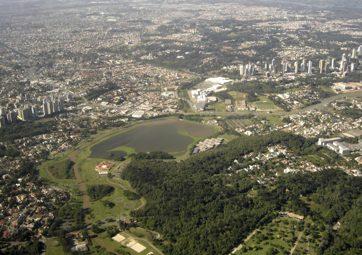 Công thức phát triển của Curitiba (Brazil): Môi trường + Xã hội + Di ...